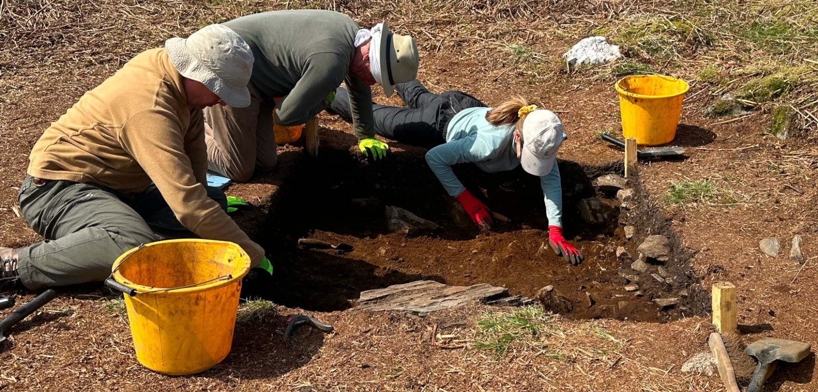 Largest and oldest prehistoric 'proto-town' identified - long before ...